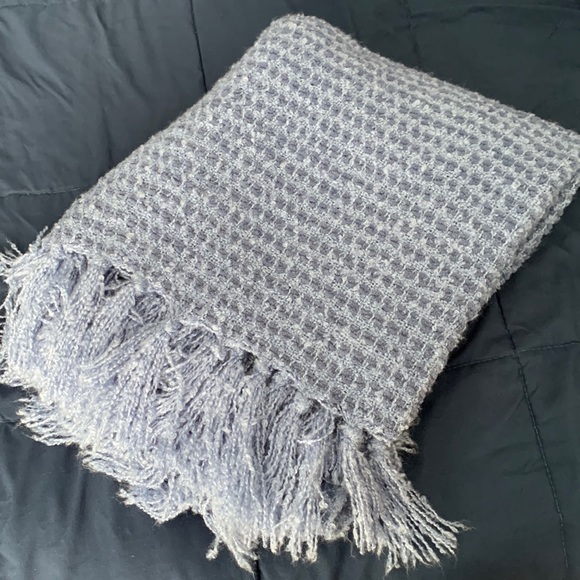 Berkshire | Bedding | Berkshire Periwinkle Blue Throw Tassel End Size ...